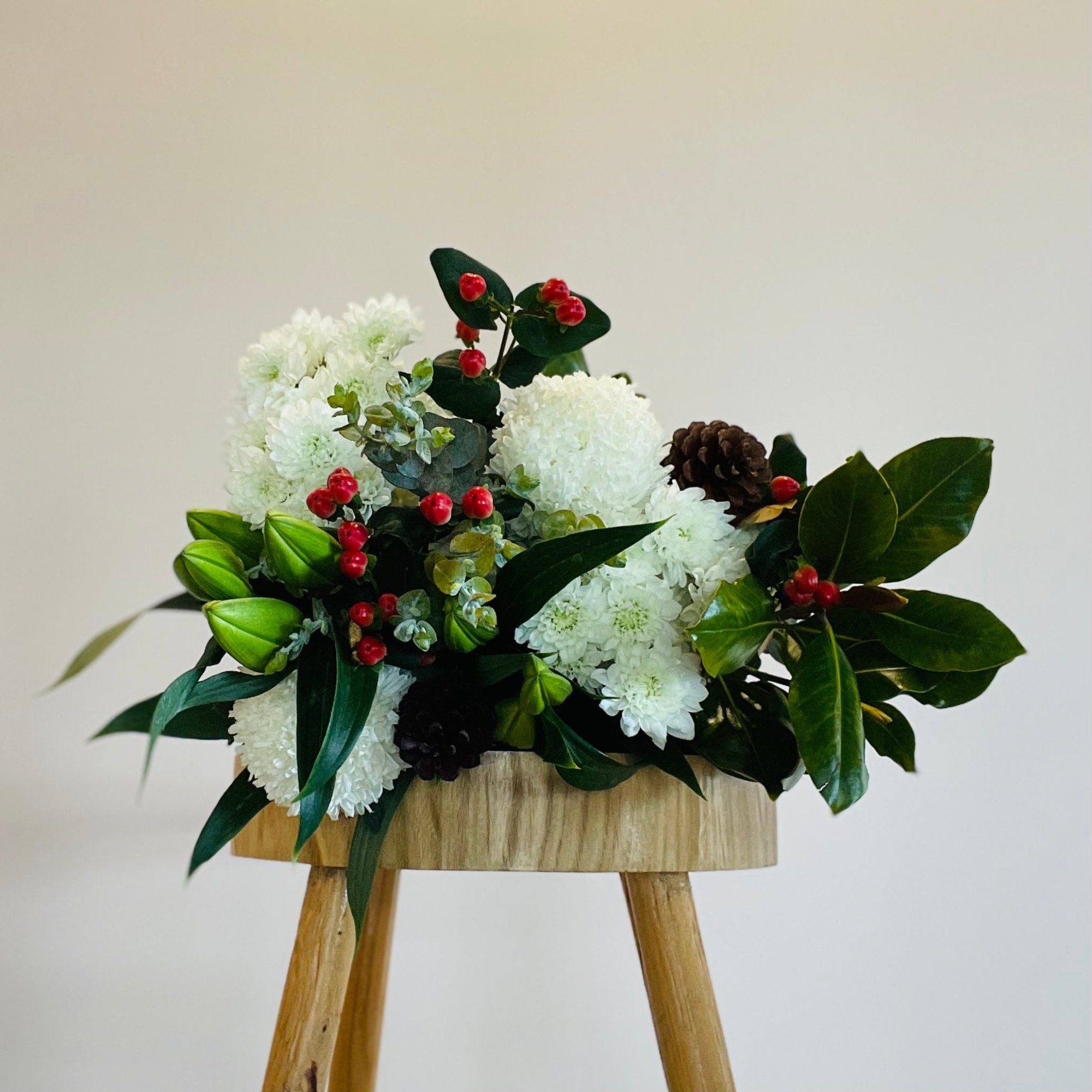 Christmas Bouquet – Elanora Flower House